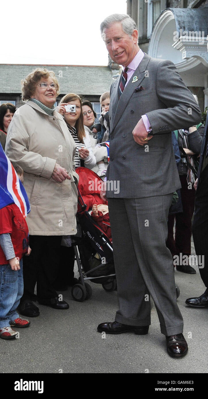 Prince charles the black swan pub in ravenstonedale hi-res stock ...