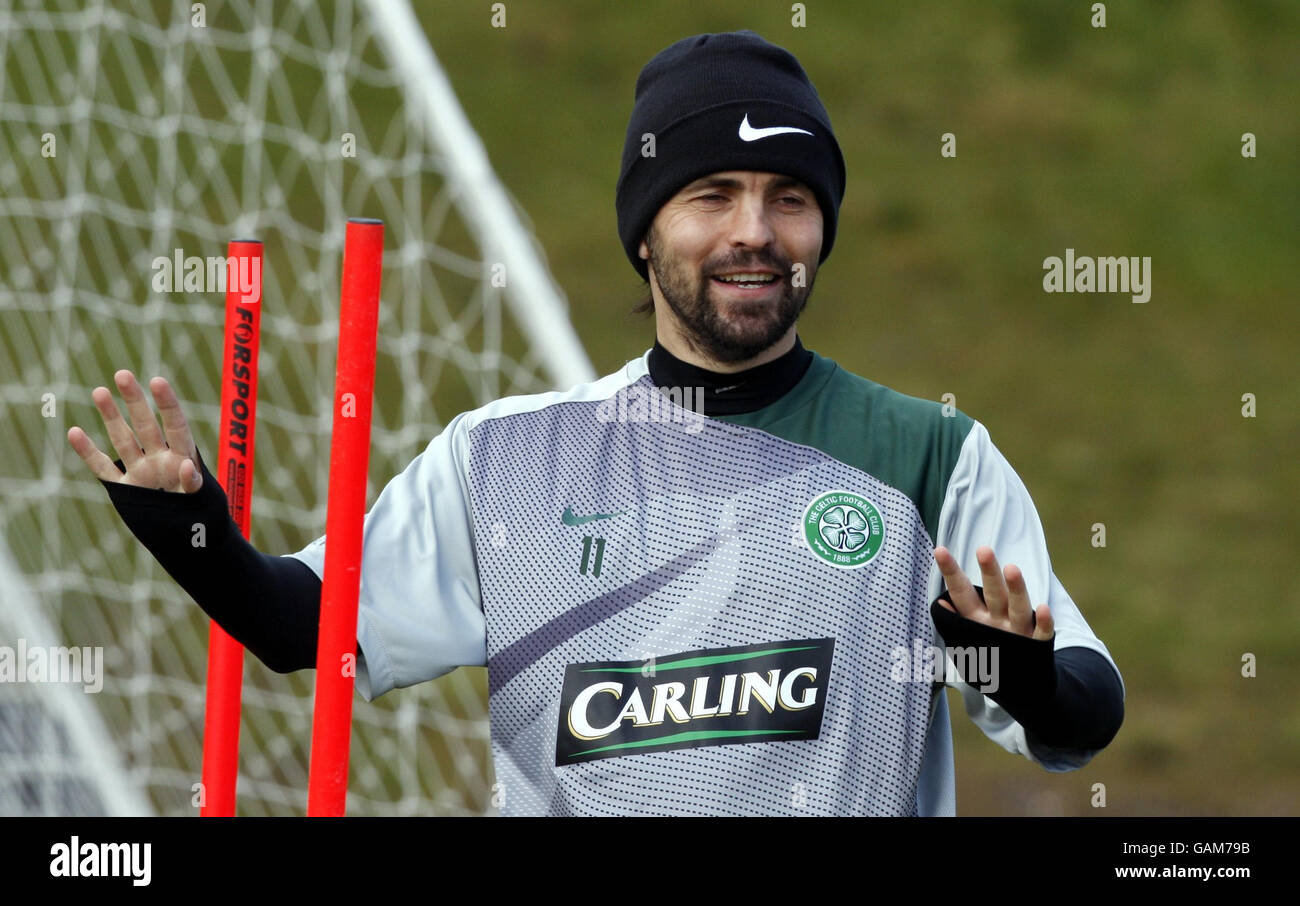 Soccer - Celtic Training - Lennoxtown Academy. Celtic's Paul Hartley ...
