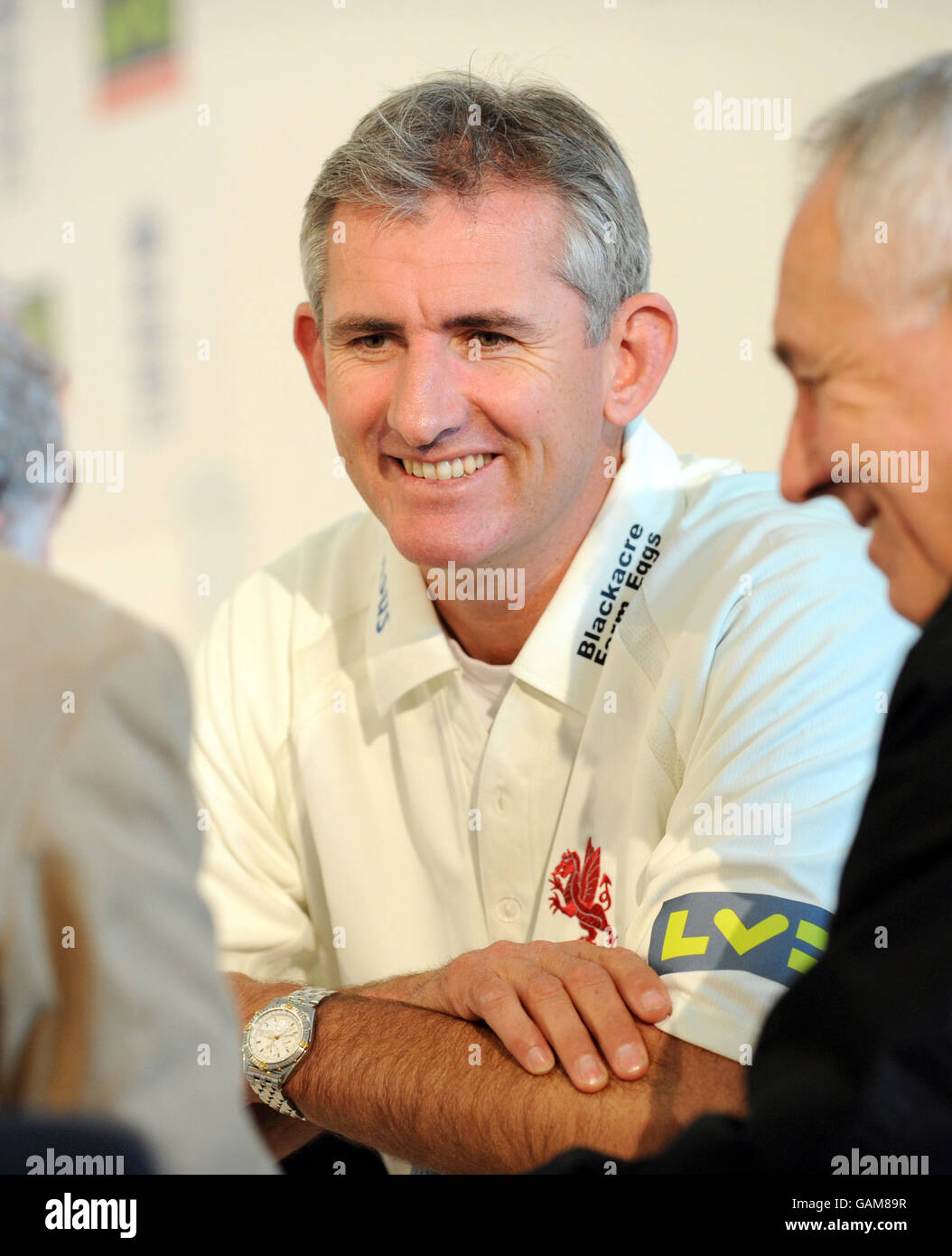 Sport andrew caddick hi-res stock photography and images - Alamy