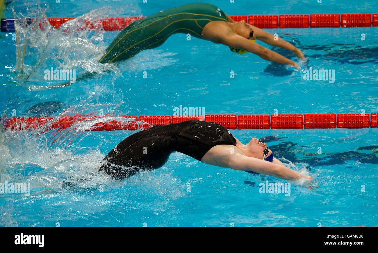 100m backstroke men hi-res stock photography and images - Alamy