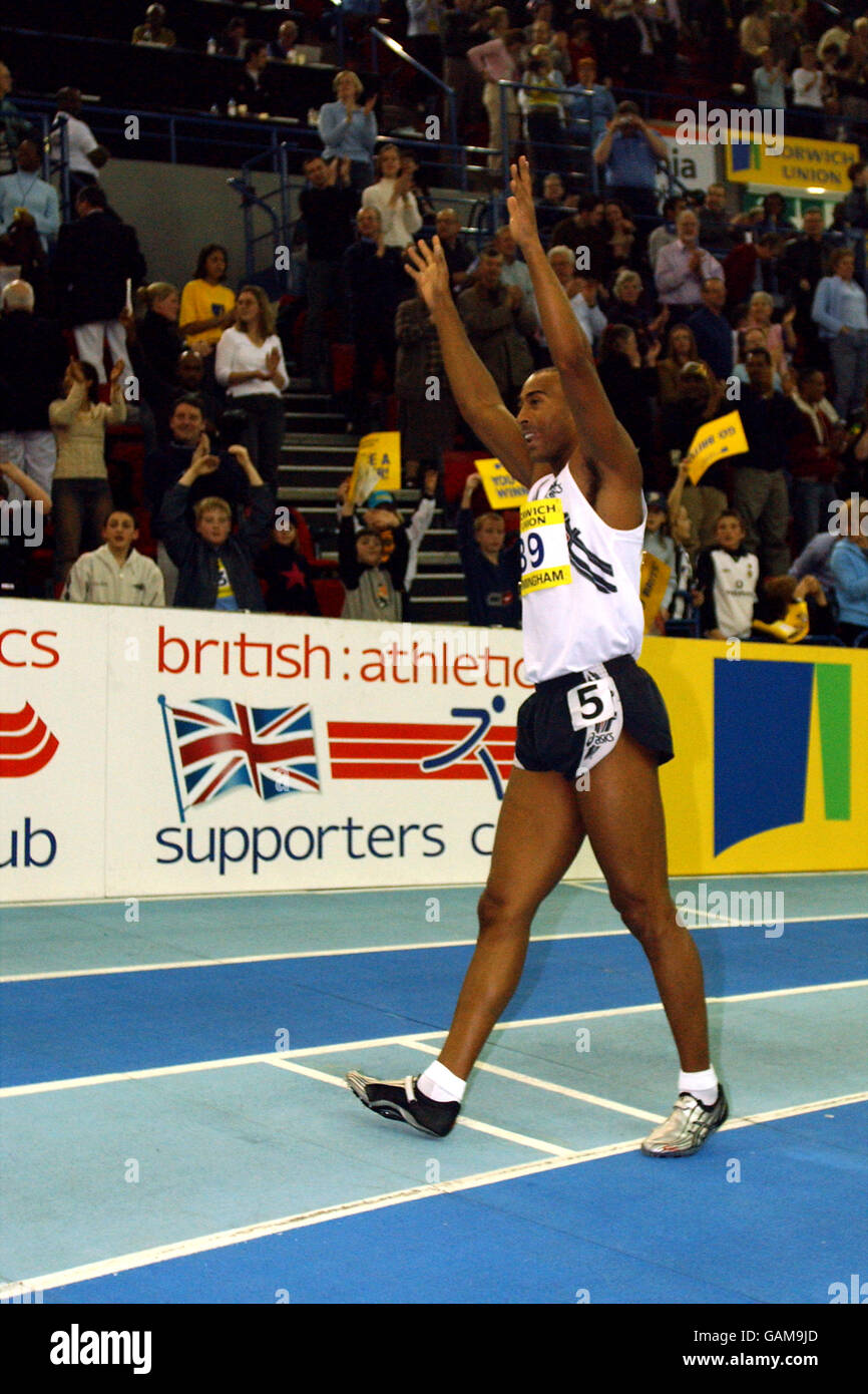 Colin jackson hurdles hi-res stock photography and images - Alamy
