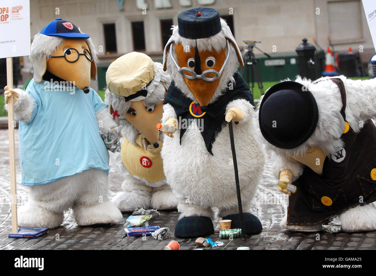Wombles litter hi-res stock photography and images - Alamy