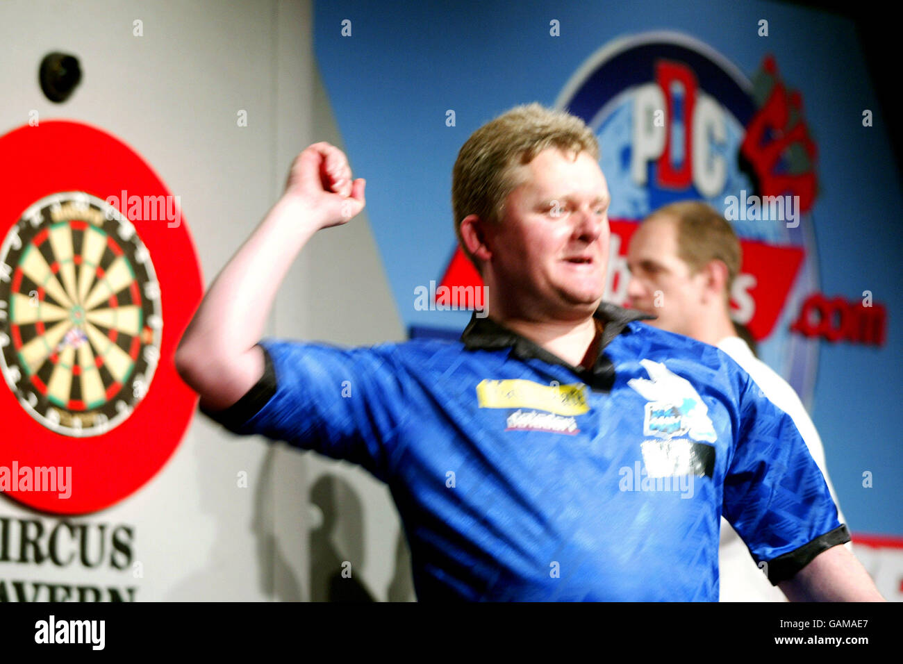 Alan warriner celebrates victory over roland scholten hi-res stock ...