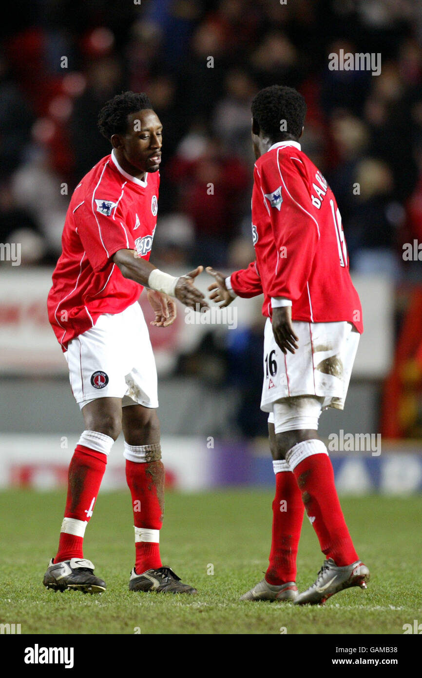Charlton Athletic's Jason Euell shakes hands with Chris Bart-Williams ...