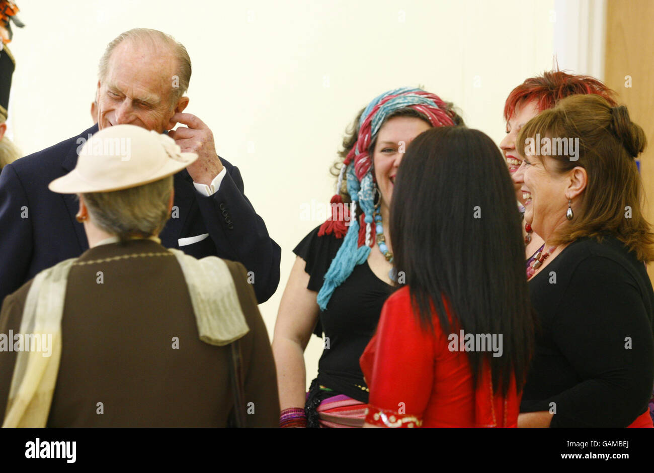 Smoking royals hi-res stock photography and images - Alamy