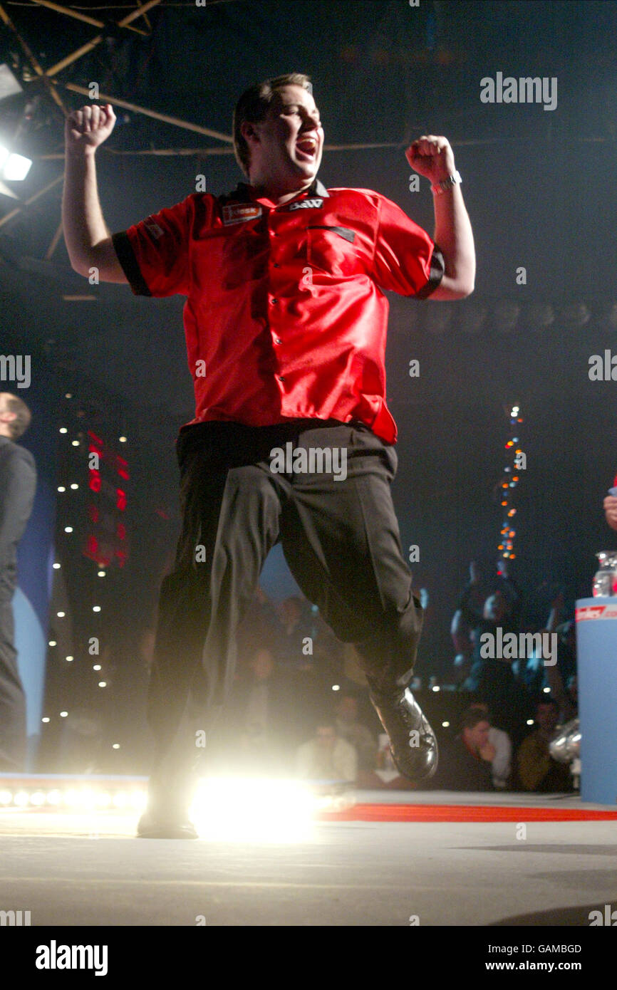 John Part celebrates beating Phil Taylor in the final to win the ...