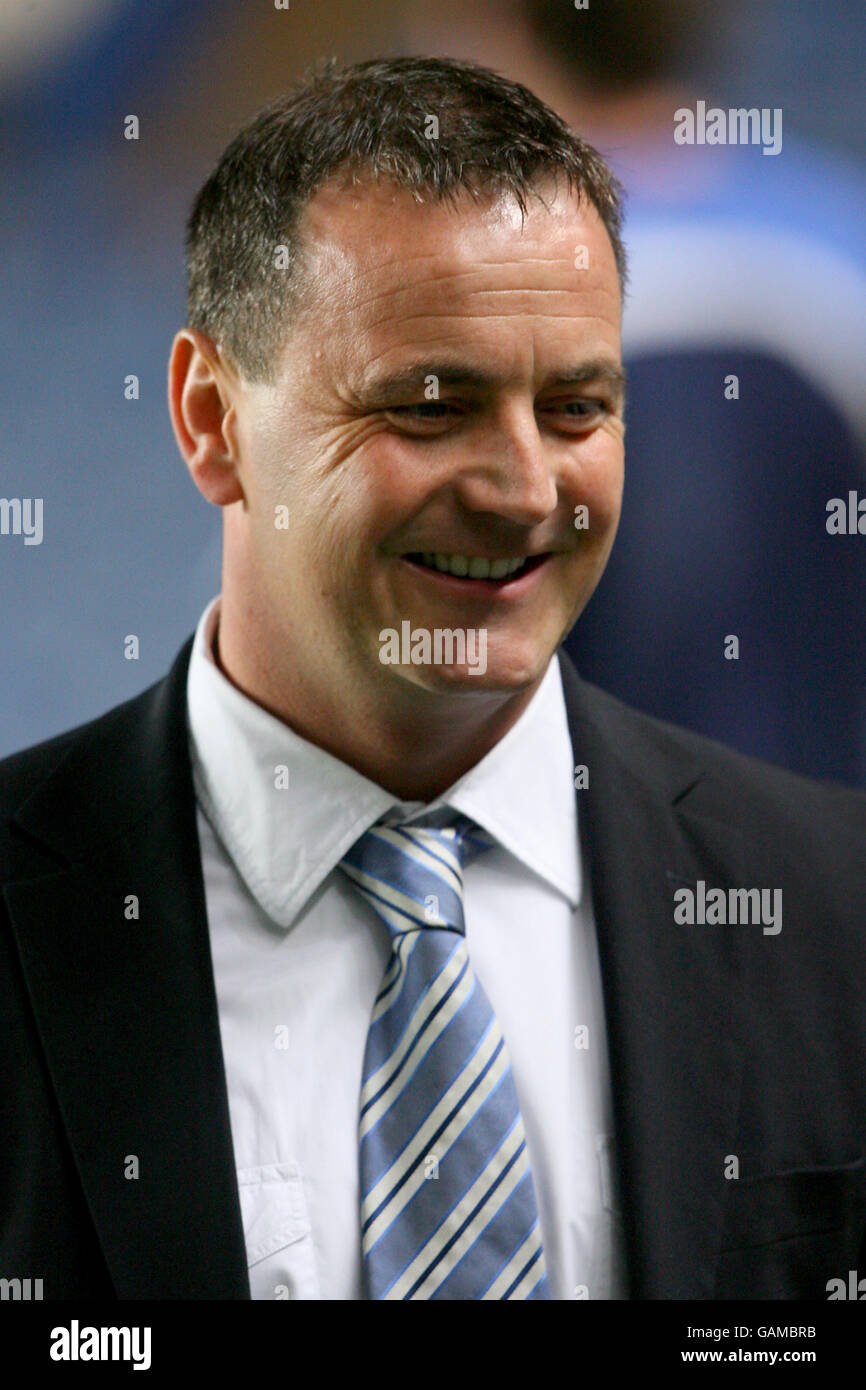 Neil bath chelsea hi-res stock photography and images - Alamy