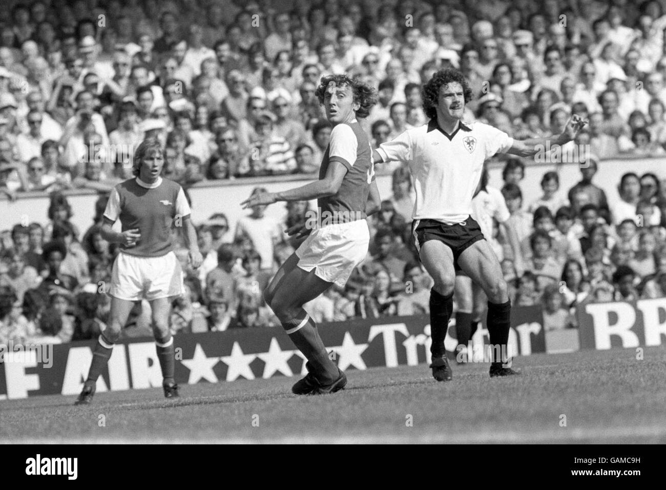 Arsenal's Sammy Nelson (left) and Clive Whitehead of Bristol City ...