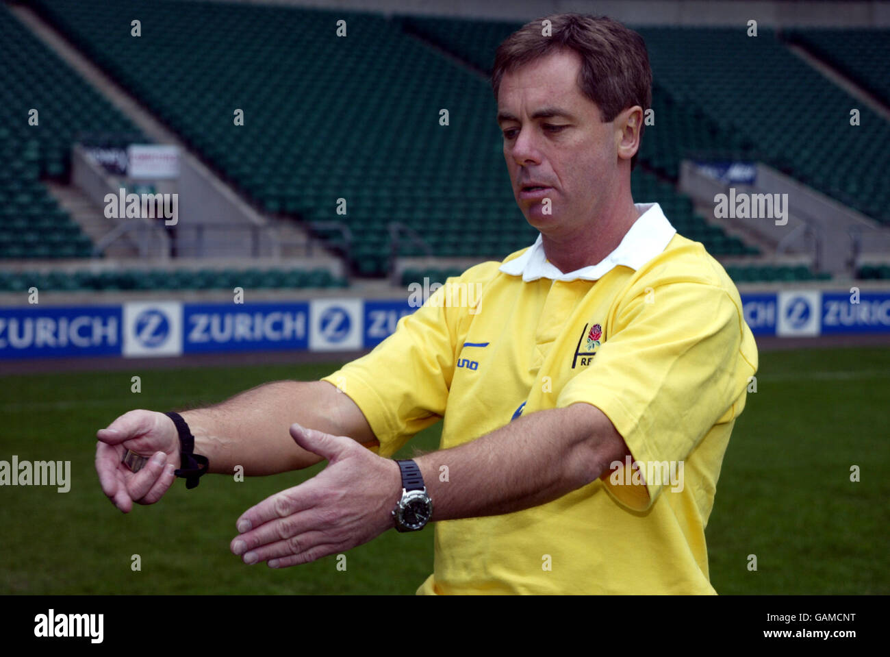 Rugby Union - Referee Signals Stock Photo - Alamy