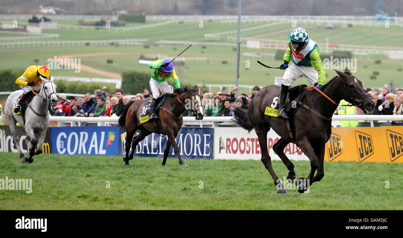 Denman and jockey Sam Thomas lead home stable mates Kauto Star (centre ...