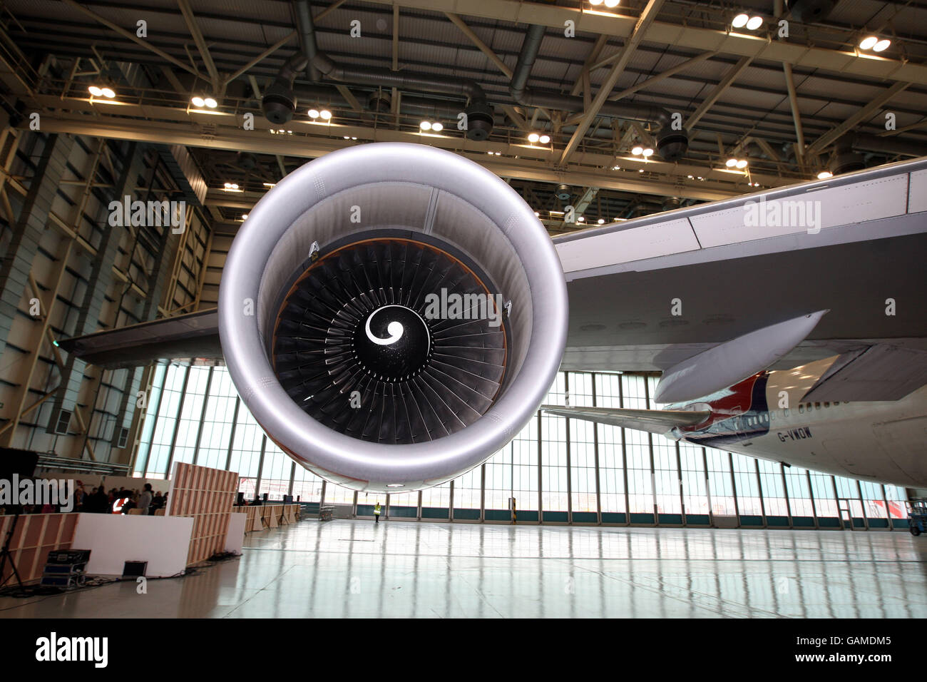 Generic picture of the Biofuel engine attached to the wing of a Boeing ...