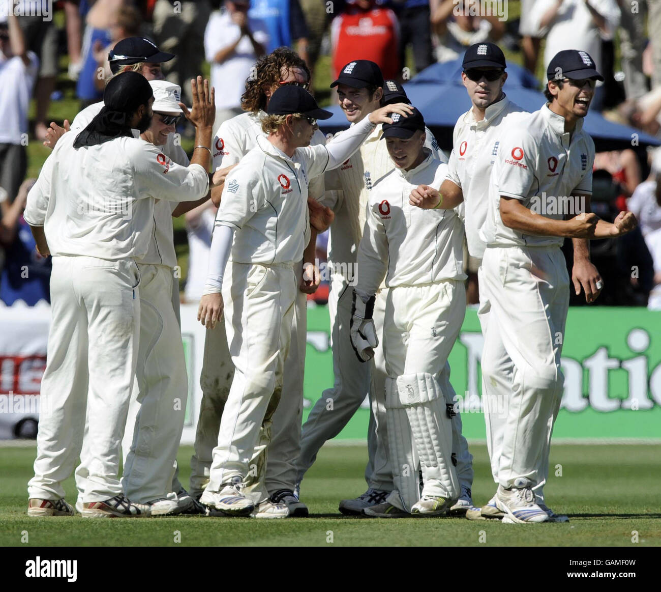 Full length celebrating celebrate happy cheering england mangsb hi-res ...
