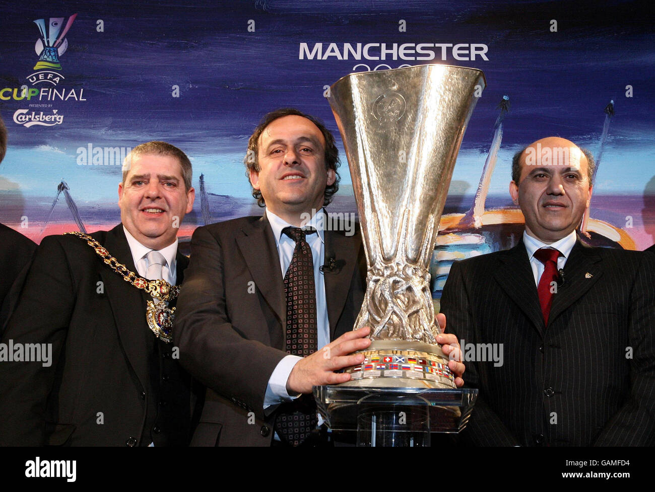 Cup handover hi-res stock photography and images - Alamy