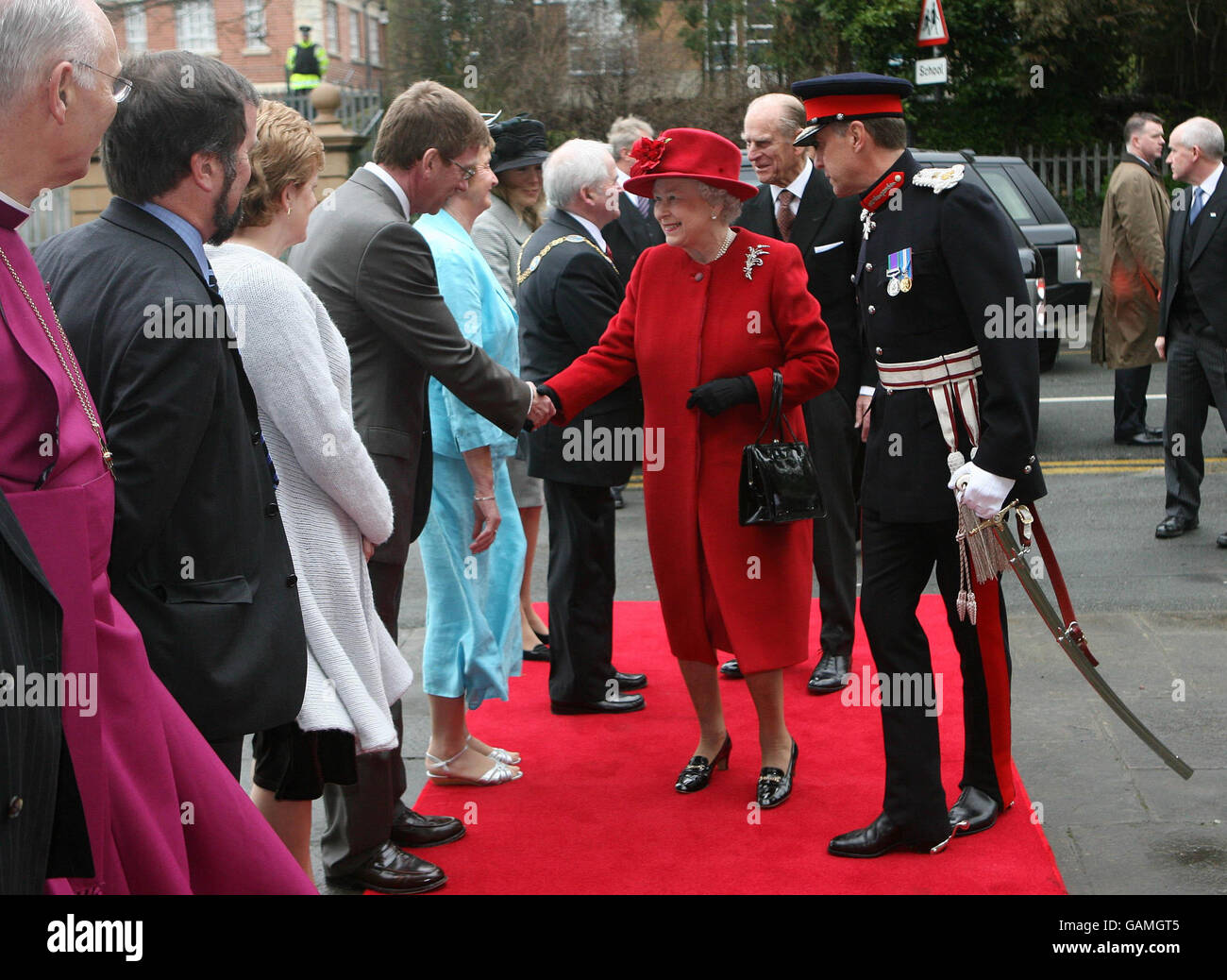Queen Elizabeth II visits Northern Ireland Stock Photo - Alamy