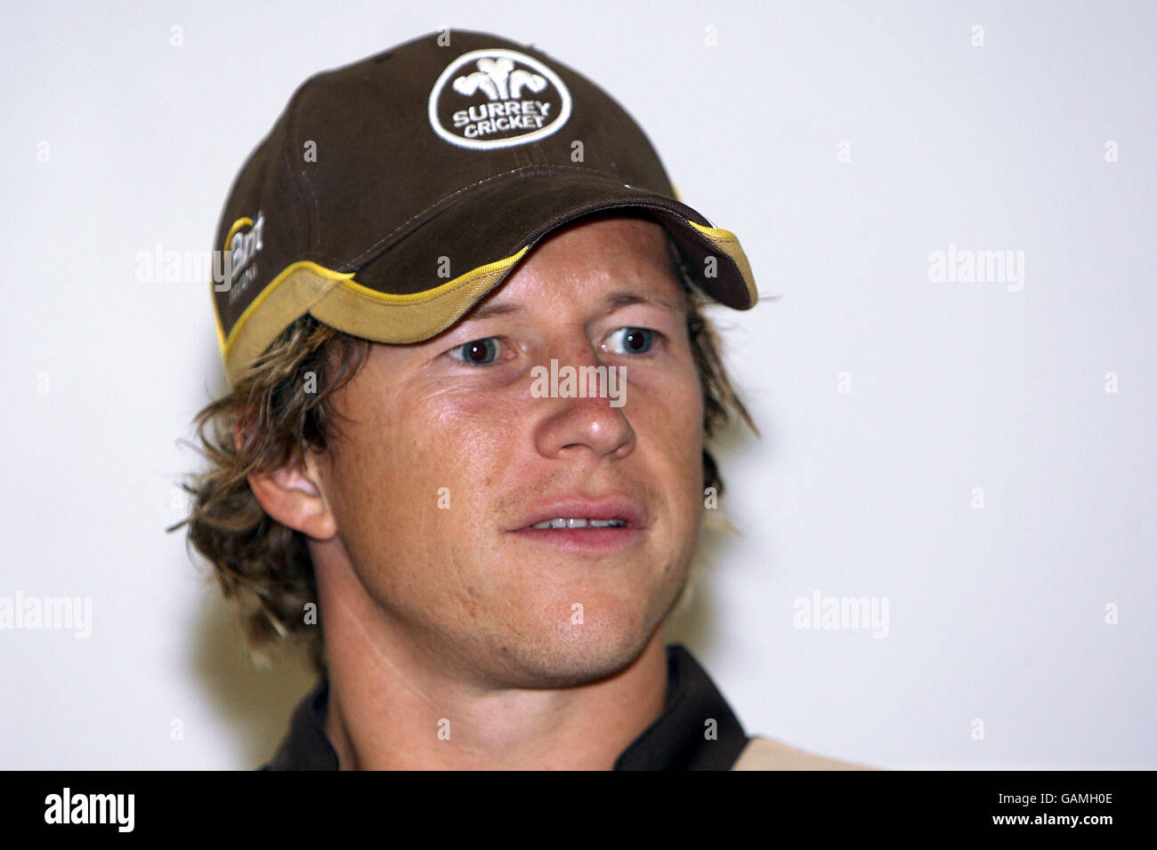 Surreys jonathan batty at the guildford cricket show hi-res stock ...