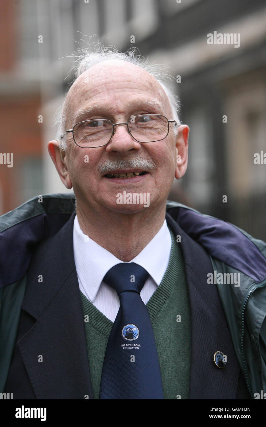 Jim pearson hi-res stock photography and images - Alamy