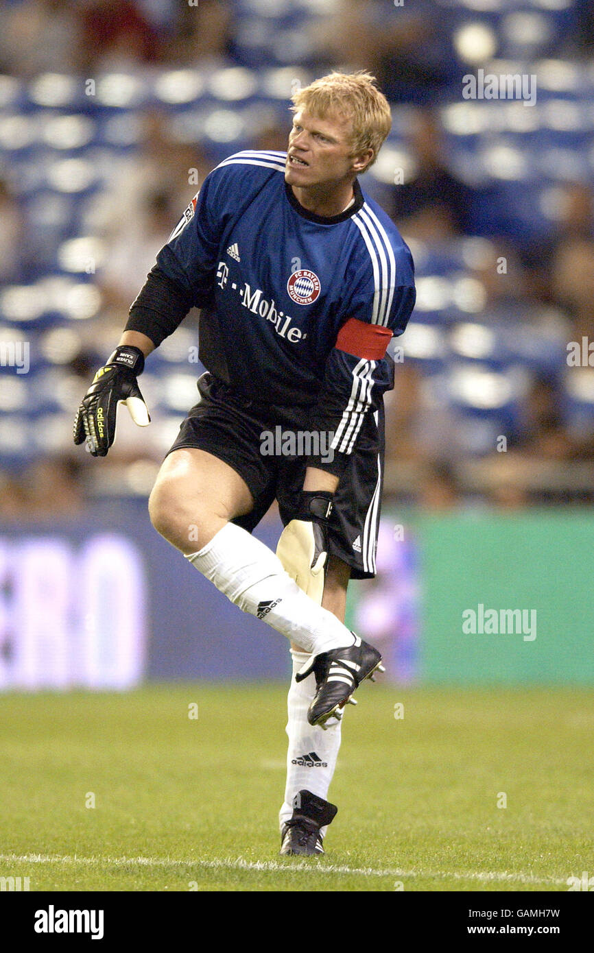 Bayern munich v real madrid bayern munich goalkeeper oliver kahn hi-res ...