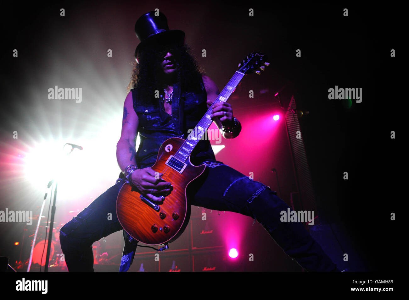 Velvet revolver hi-res stock photography and images - Alamy