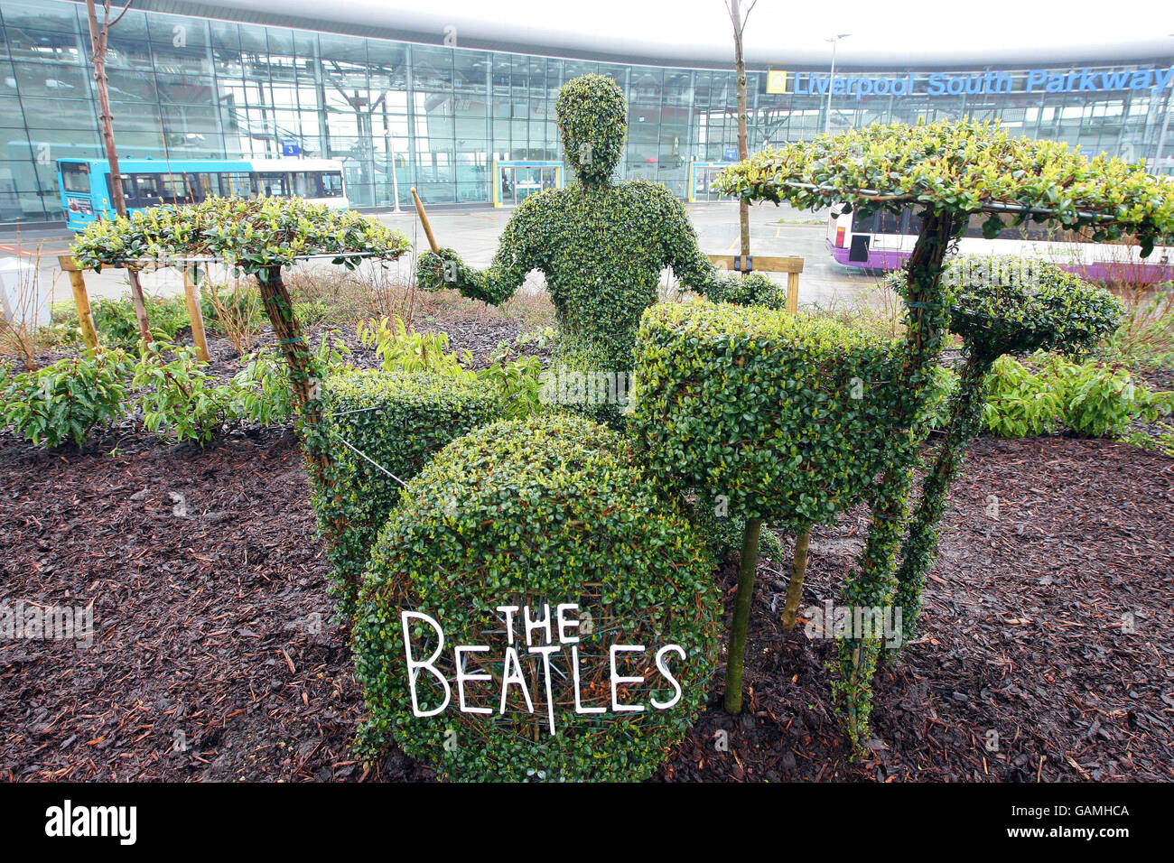 Beatles hedge - Liverpool Stock Photo - Alamy