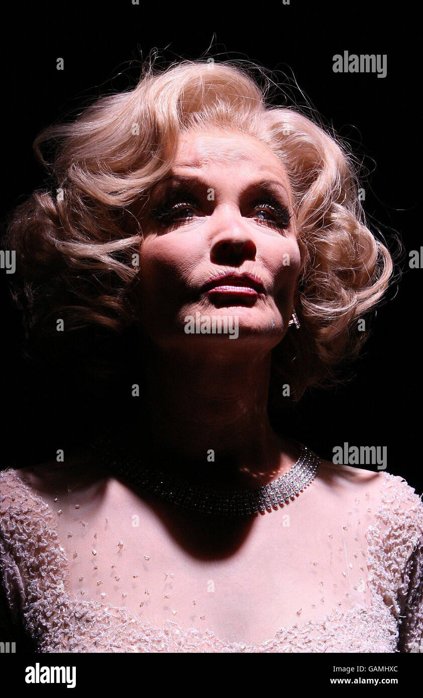 Lunch with marlene photocall hi-res stock photography and images - Alamy