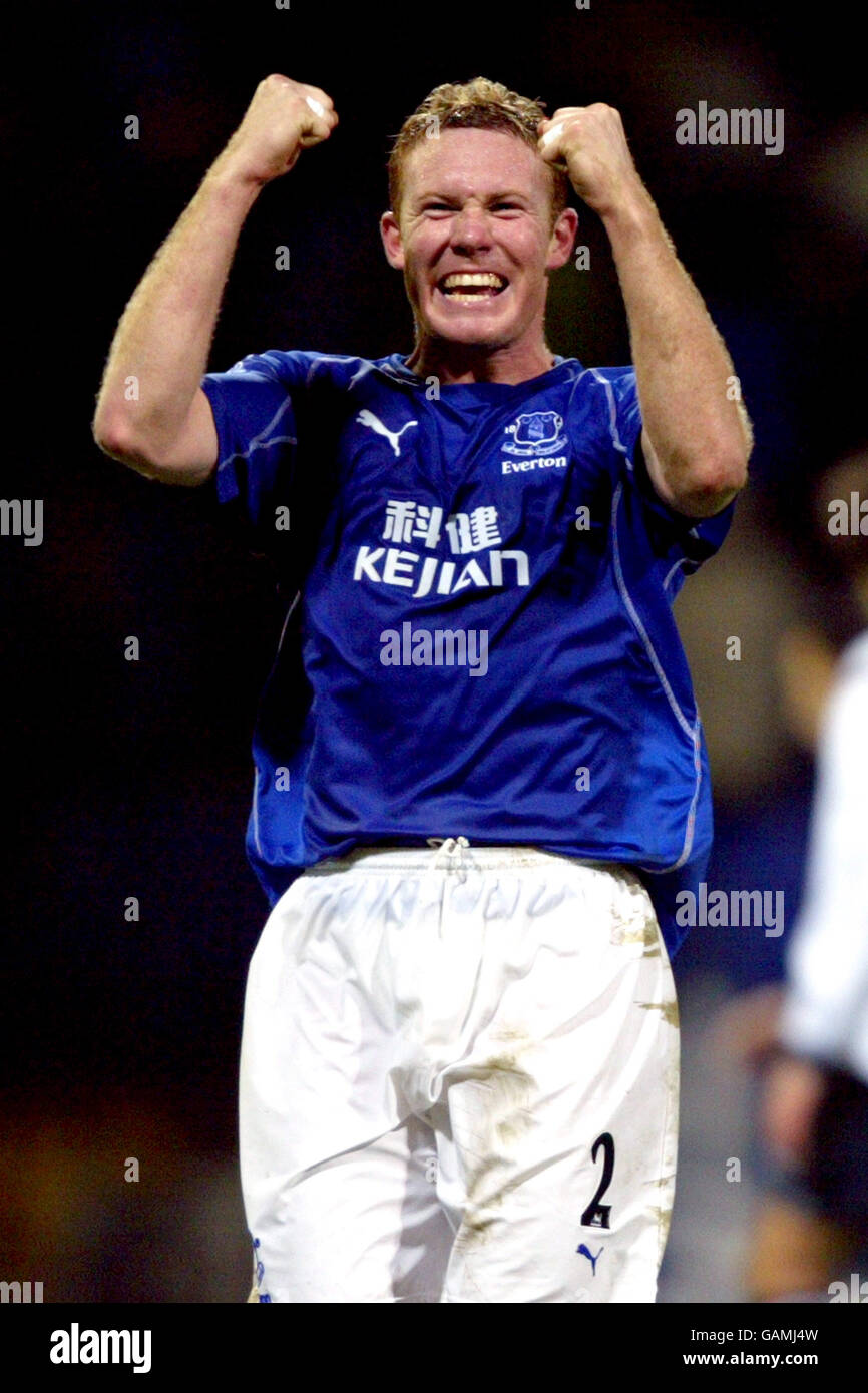 Everton's Steve Watson celebrates at the end of the game after scoring ...
