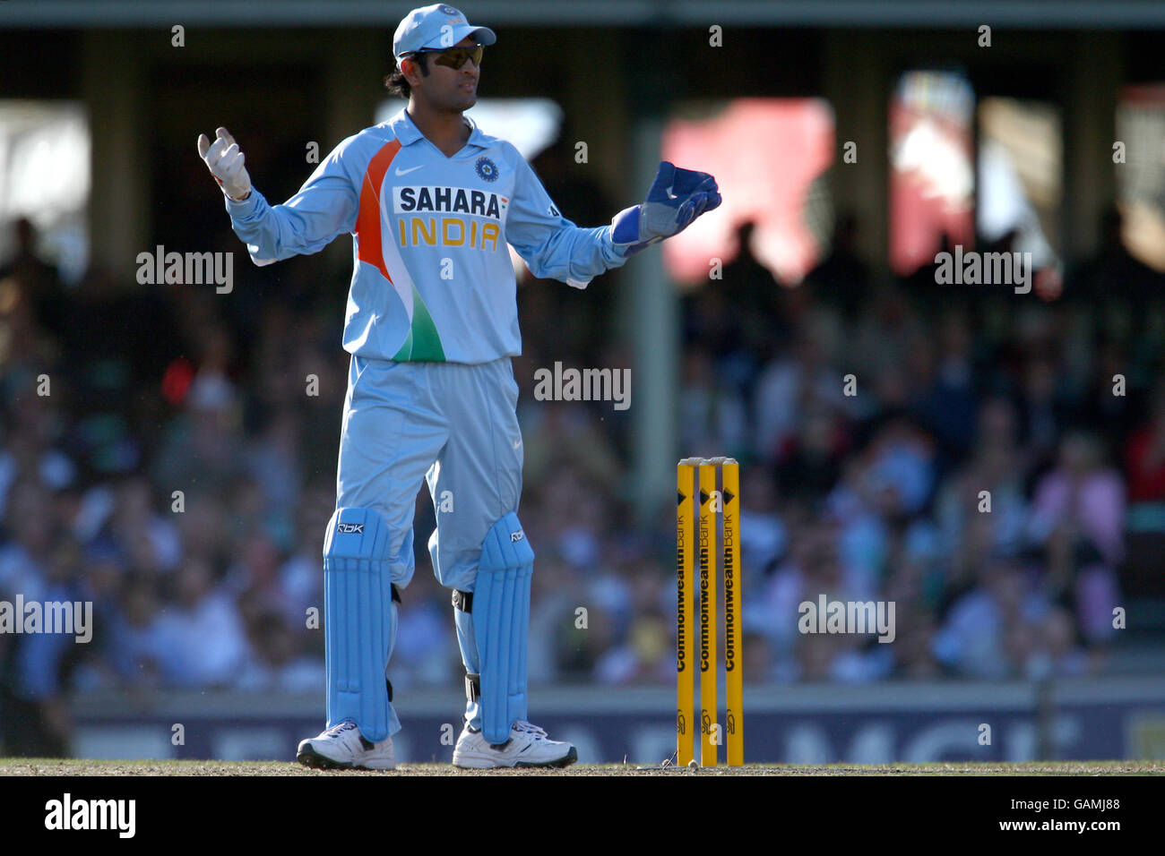 Cricket - Commonwealth Bank Series - First Final - Australia v India ...