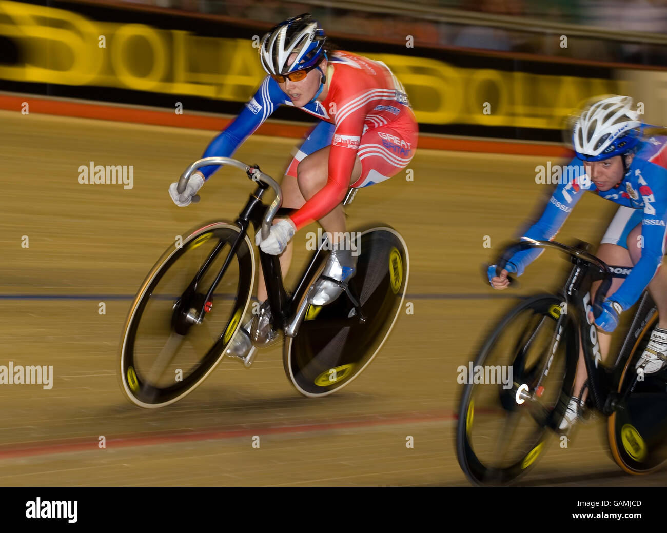 Great Britain's Victoria Pendleton competes in the Women's Sprint ...