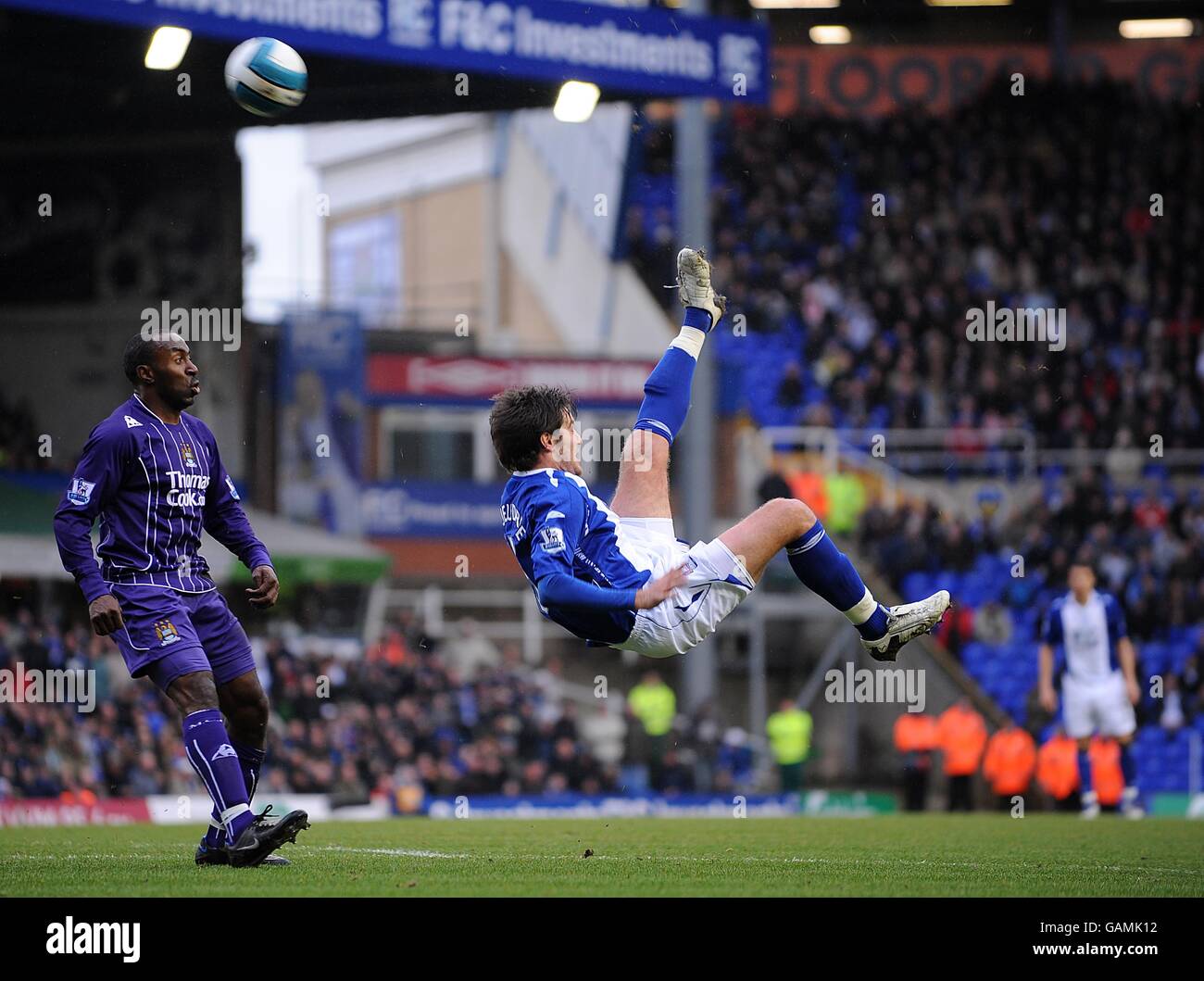 Overhead kick attempt on goal hi-res stock photography and images - Alamy