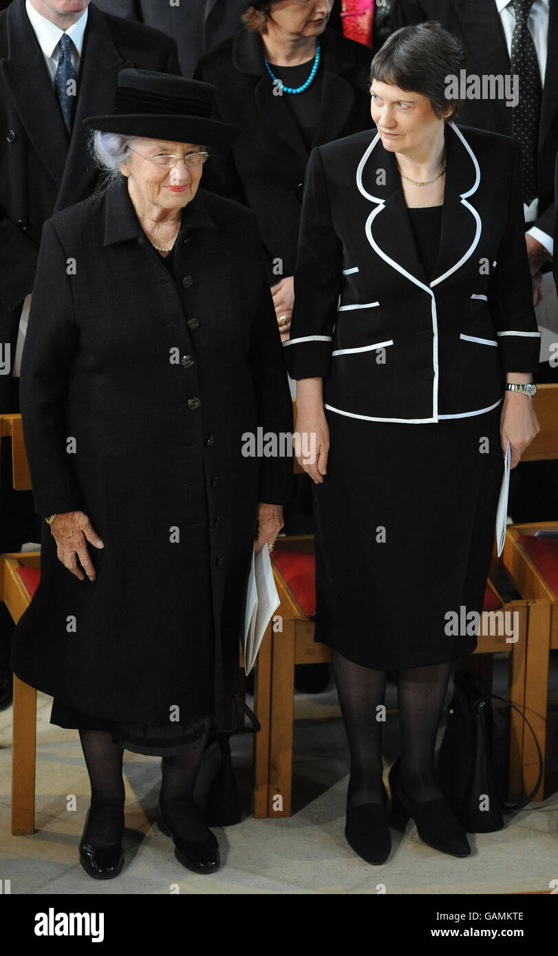 Wife of sir edmund hillary hi-res stock photography and images - Alamy