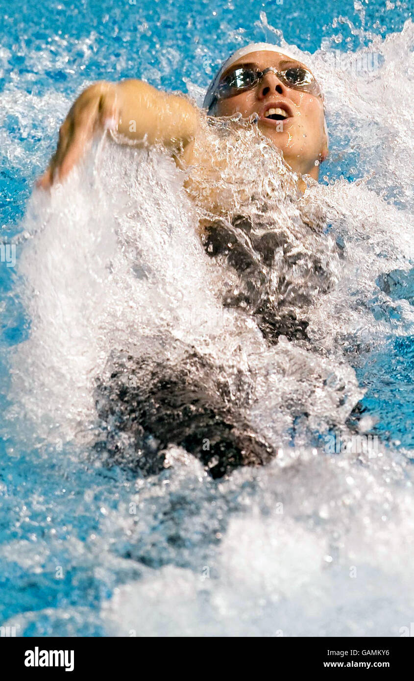 Ponds forge swimming pool hi-res stock photography and images - Alamy