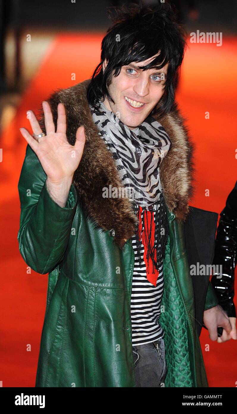 Noel Fielding arrives for the UK Film Premiere of Shine a Light at the ...