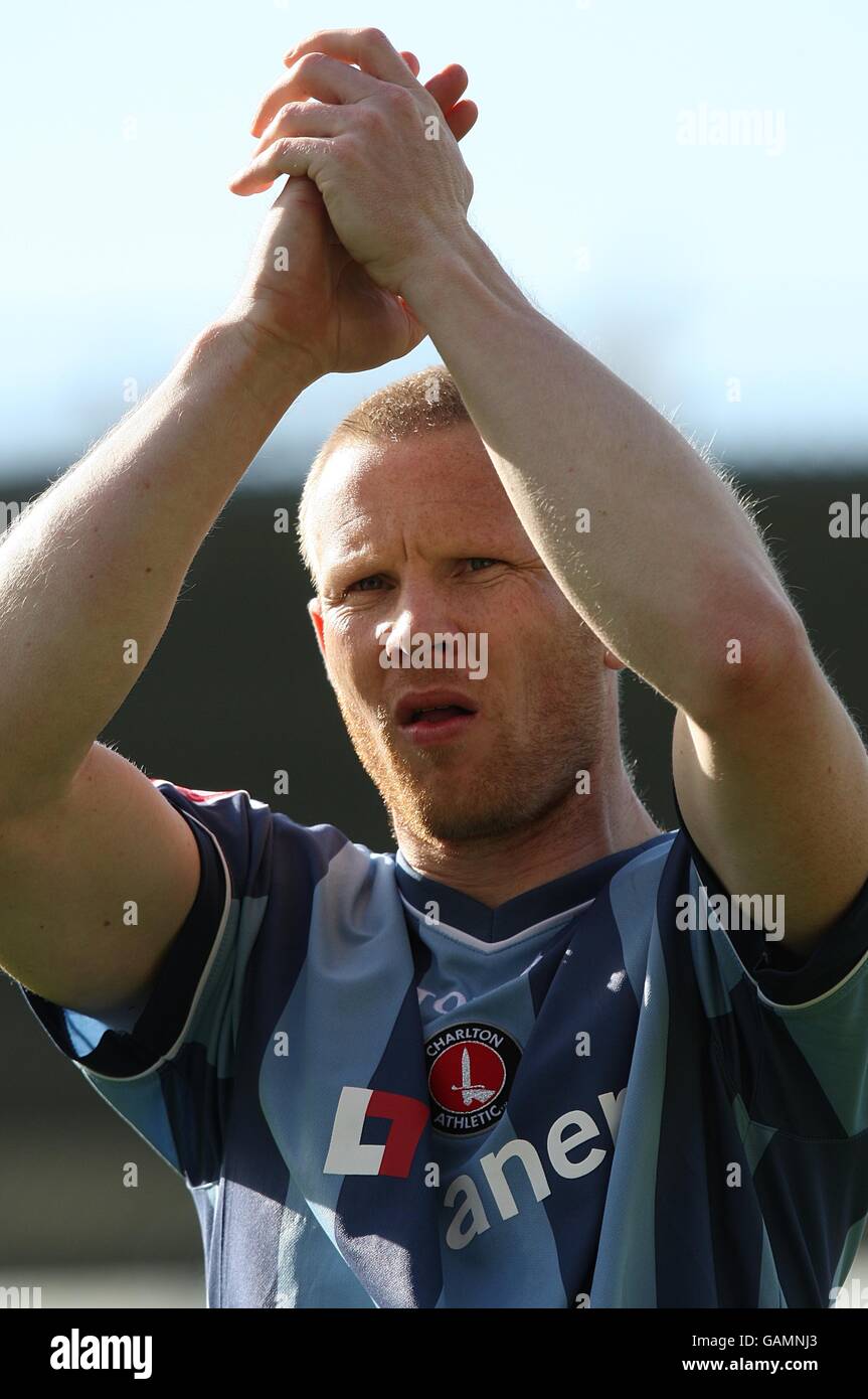 Charlton athletics ben thatcher hi-res stock photography and images - Alamy