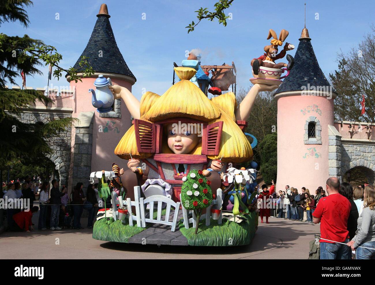15th Anniversary Celebration of Disneyland - Paris Stock Photo - Alamy