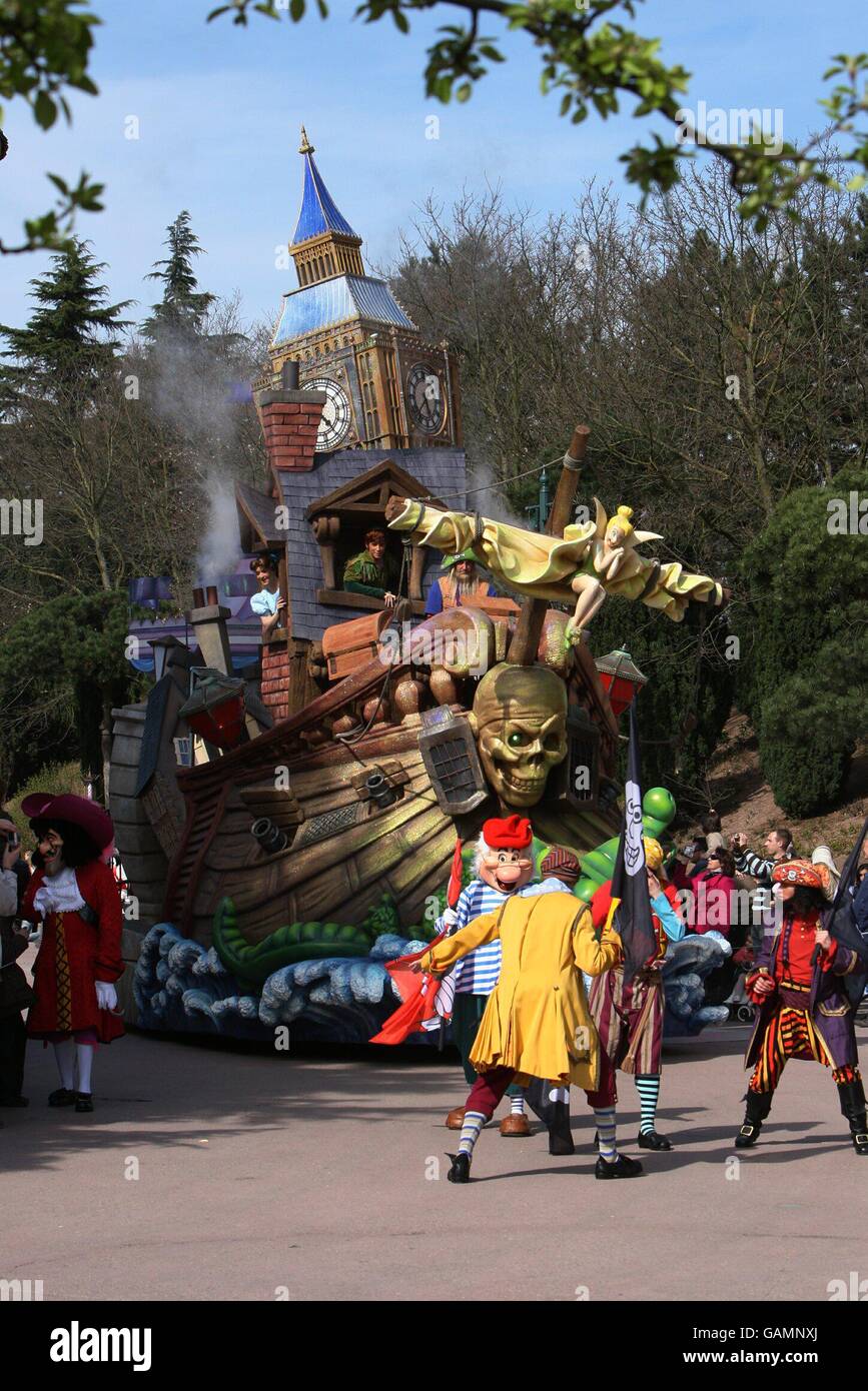 15th Anniversary Celebration of Disneyland - Paris. The Peter Pan float ...