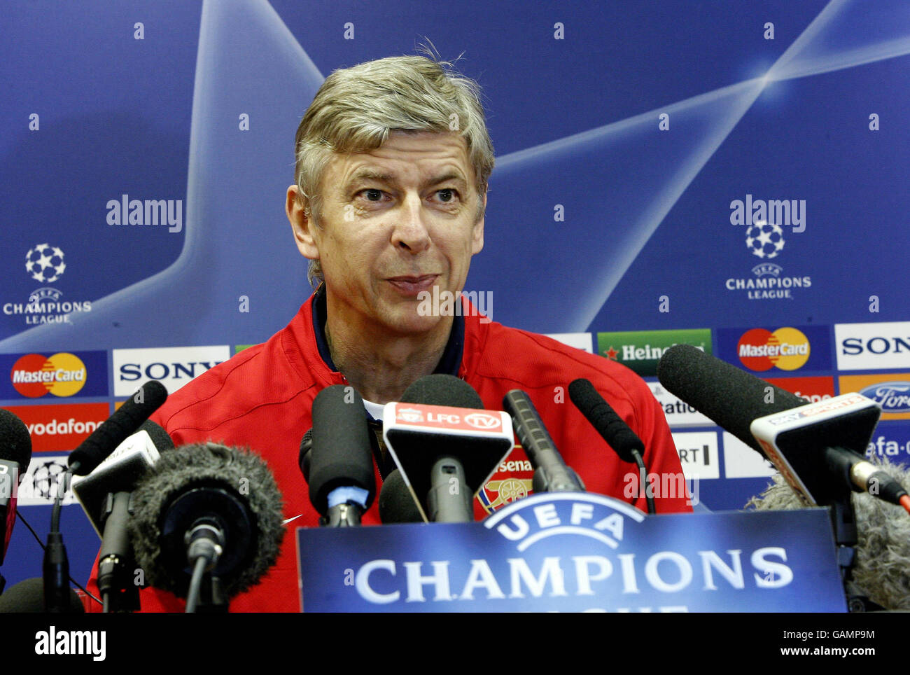 Microphone uefa champions league hi-res stock photography and images ...