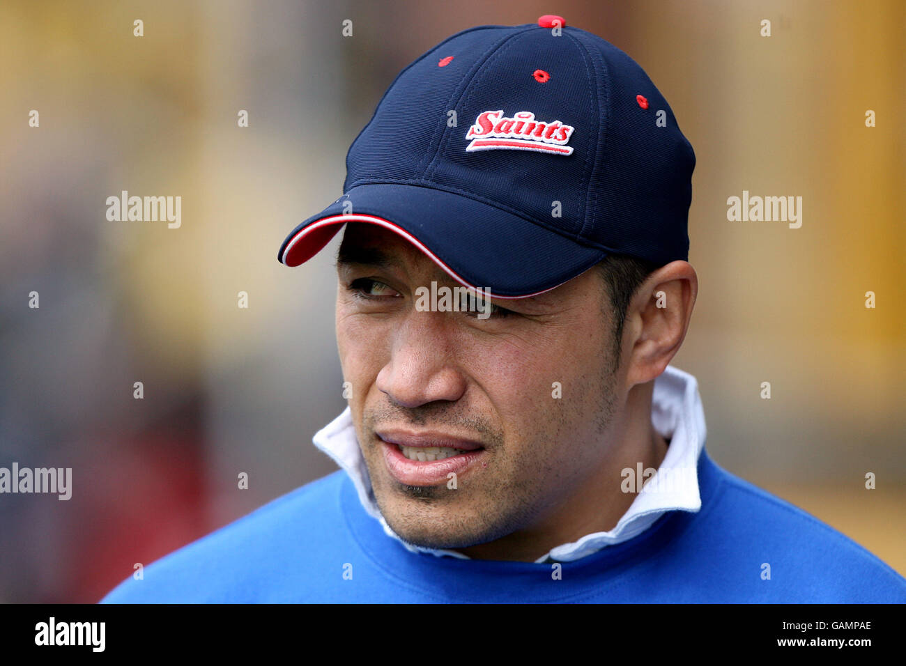 St helens strength and conditioning coach apollo perelini hi-res stock ...