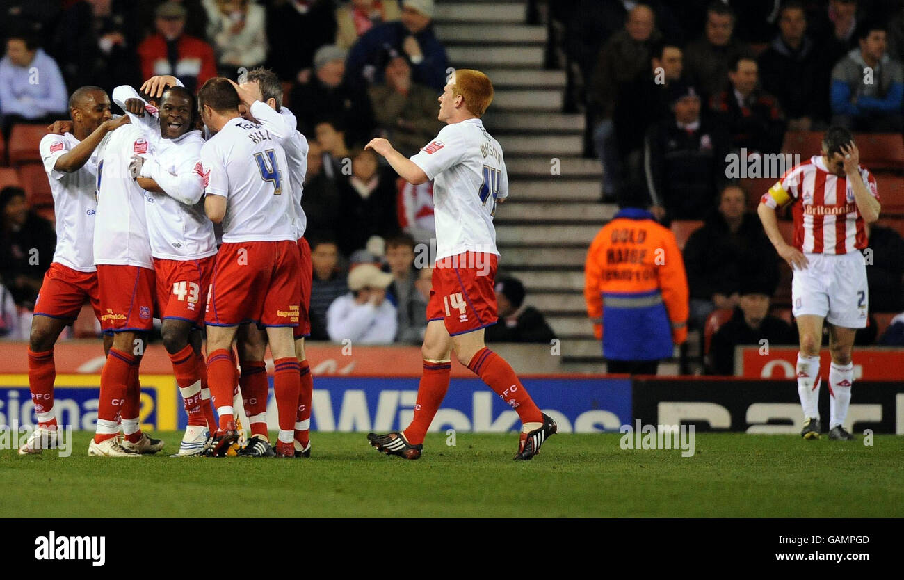 Crystal Palace celebrate after Tom Soares scored during the Coca-Cola ...