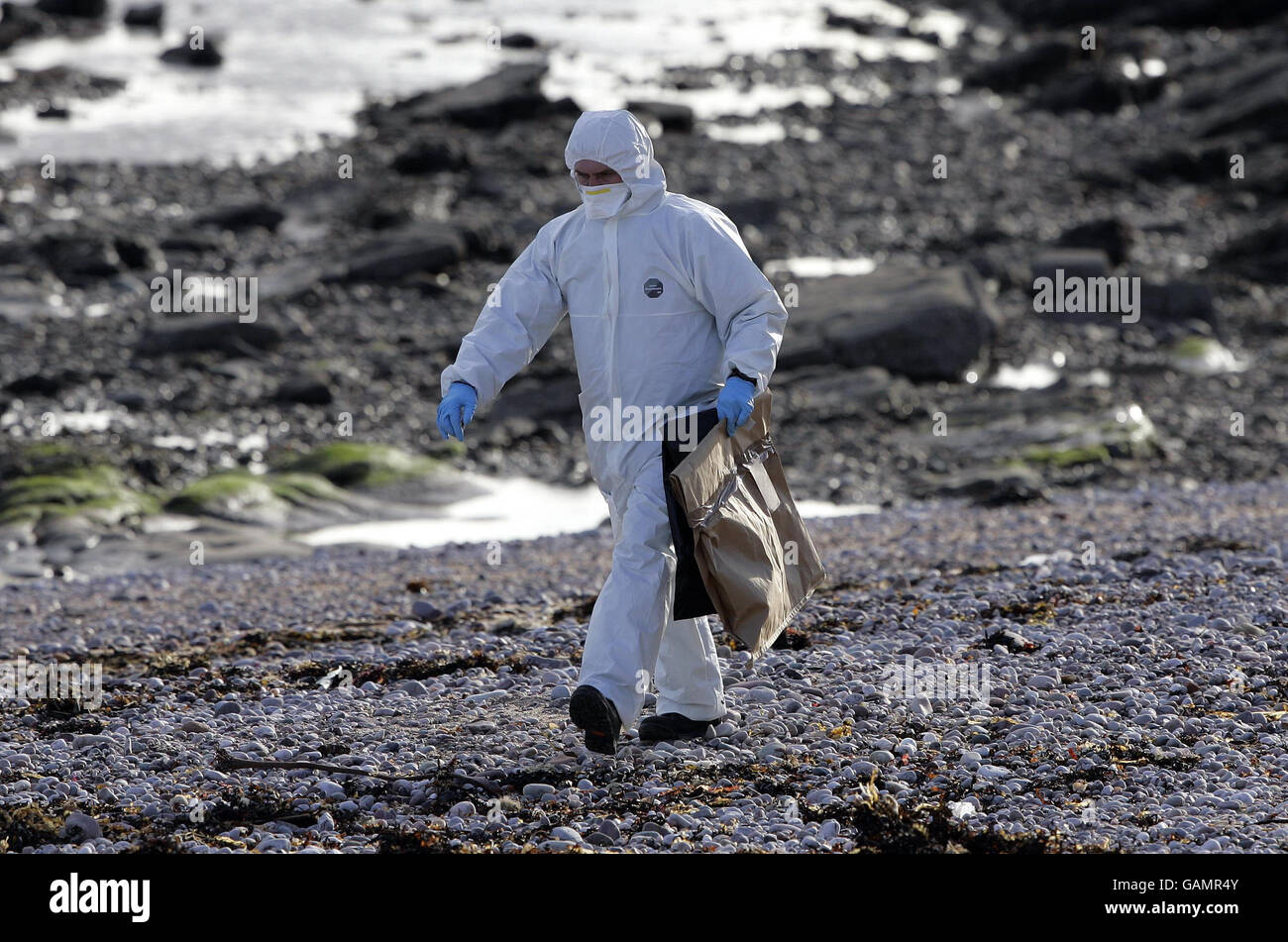 Severed head woman hi-res stock photography and images - Alamy