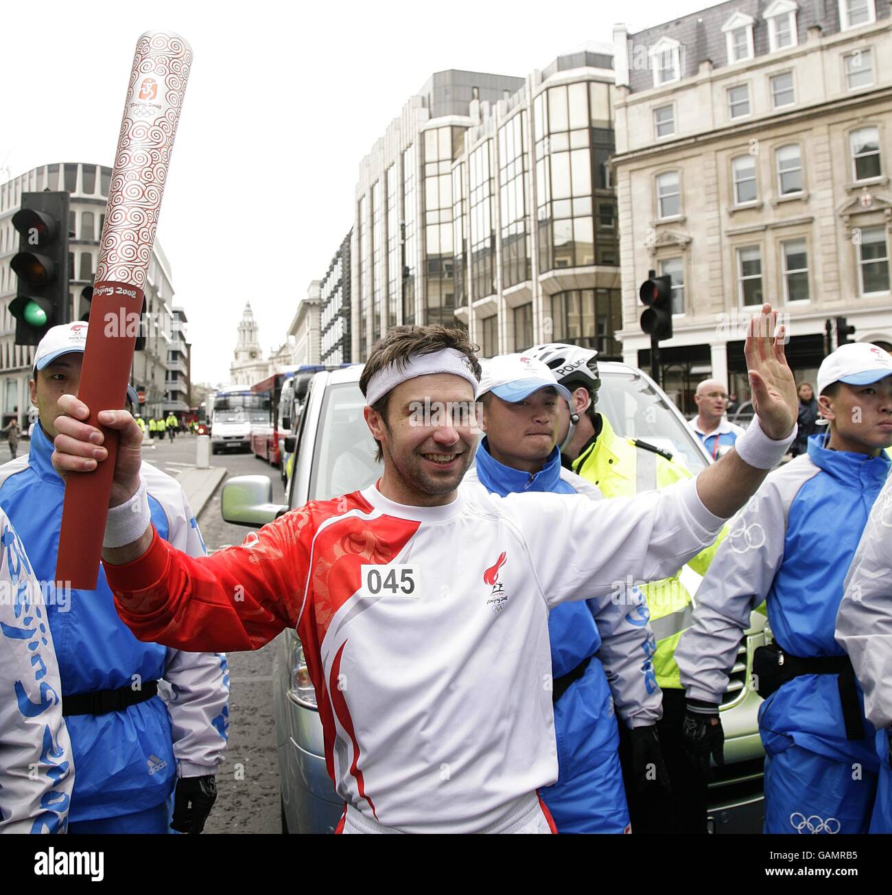 Beijing Olympics Torch Relay - London. The torch approaches St. Paul's ...