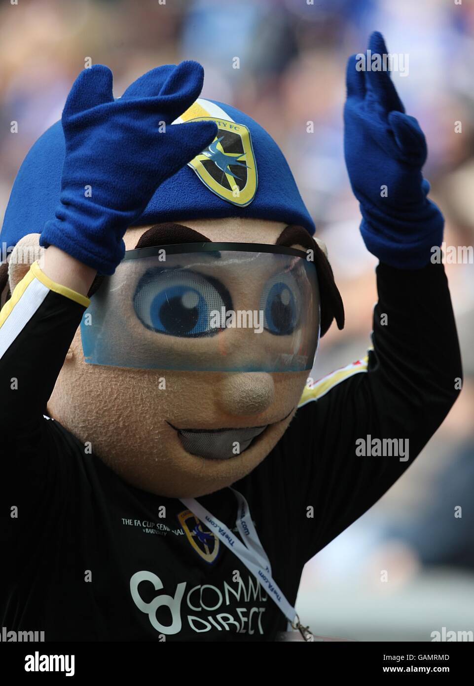 The new mascot for cardiff city hi-res stock photography and images - Alamy