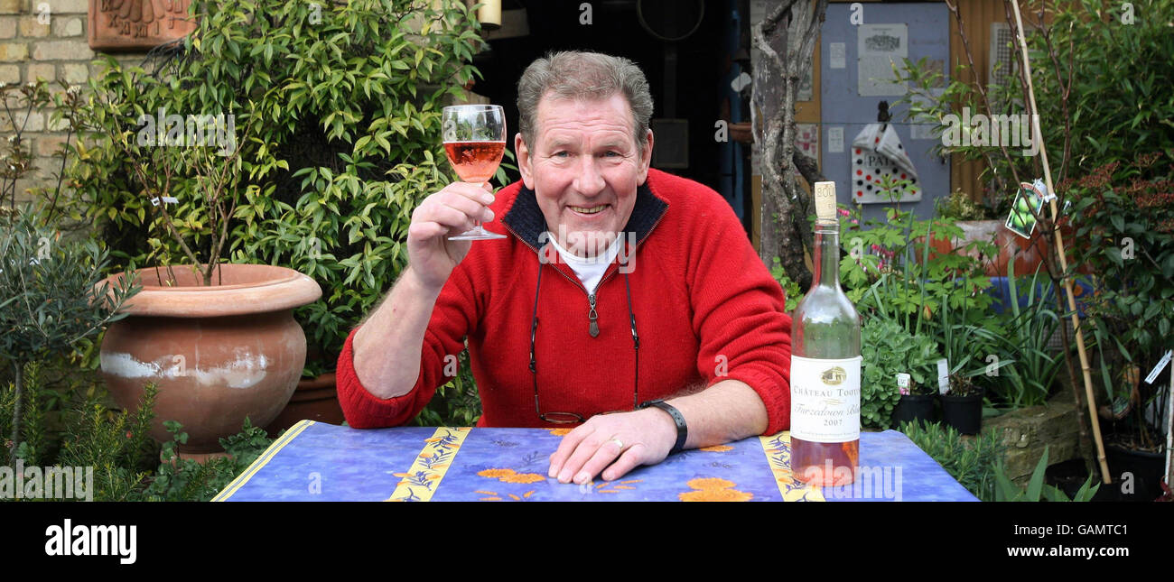 Chateau tooting hi-res stock photography and images - Alamy