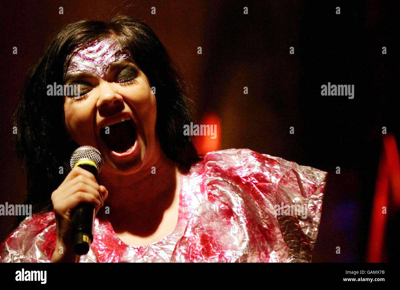Bjork Performs On Stage Hammersmith Apollo In West London High ...