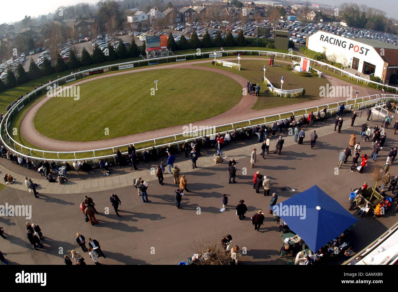 Horse Racing - Kempton Races Stock Photo - Alamy
