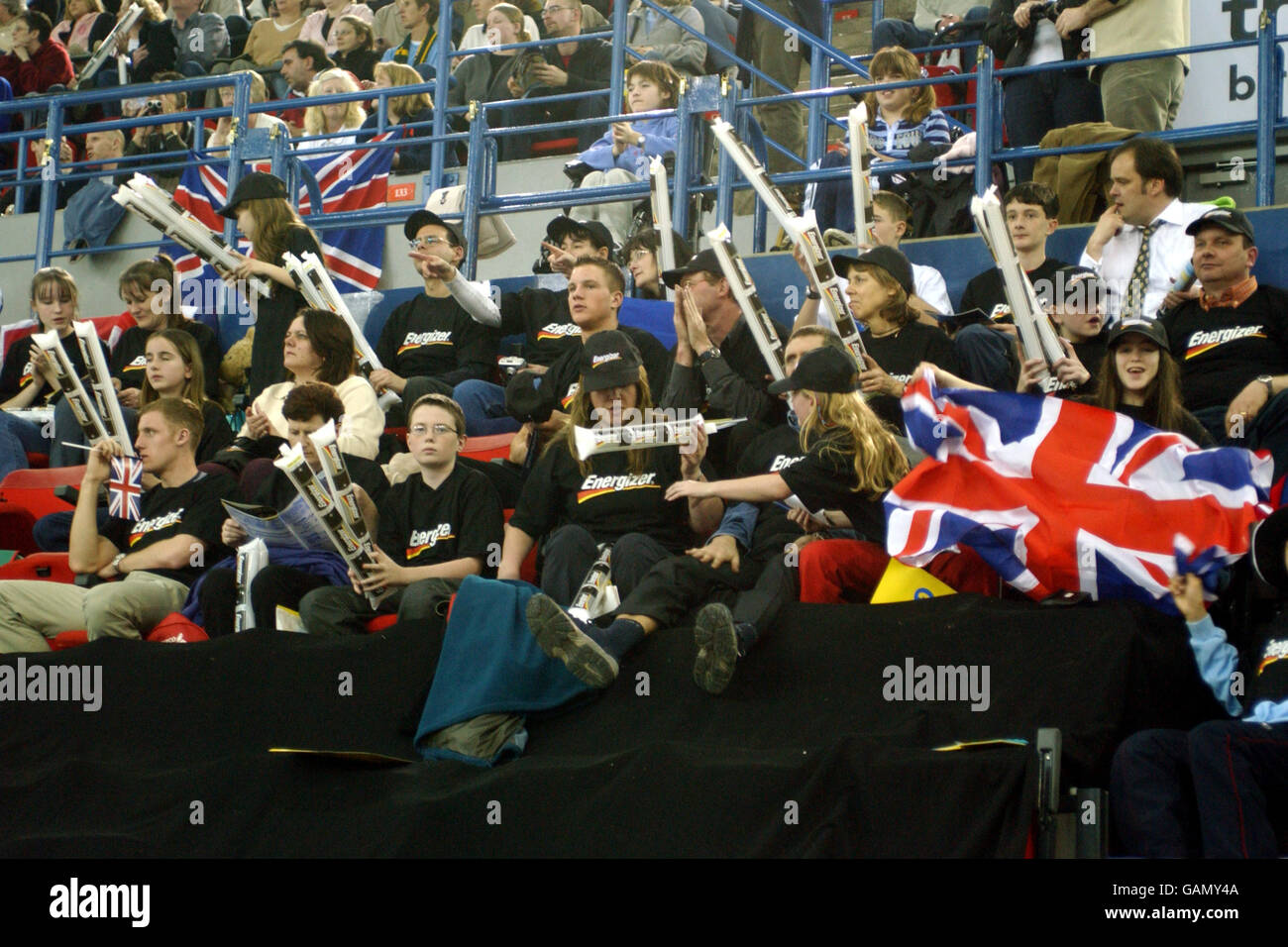 Energizer fans crowd hi-res stock photography and images - Alamy