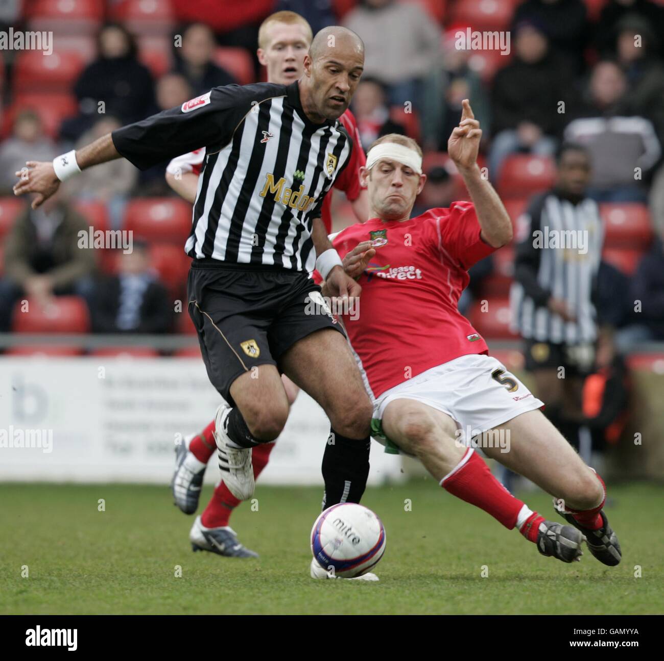 Wrexhams steve evans hi-res stock photography and images - Alamy