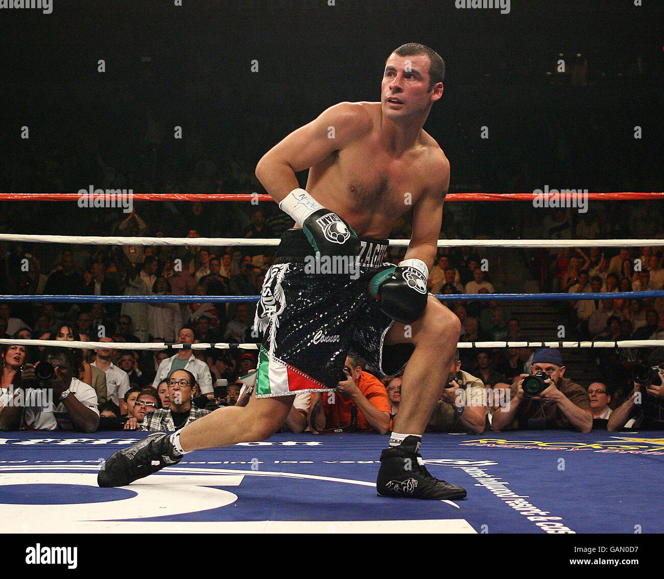 Knockdown center hi-res stock photography and images - Alamy