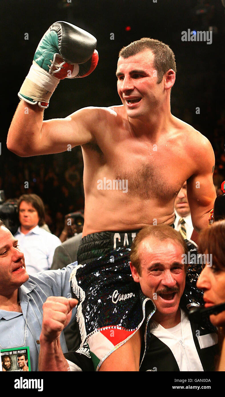 Boxingbookedit1 hi-res stock photography and images - Alamy