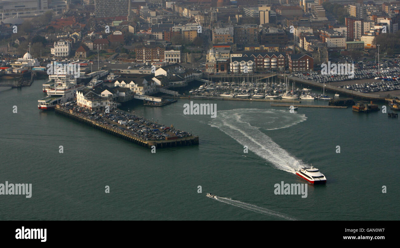Southampton Docks Feature Stock Photo - Alamy