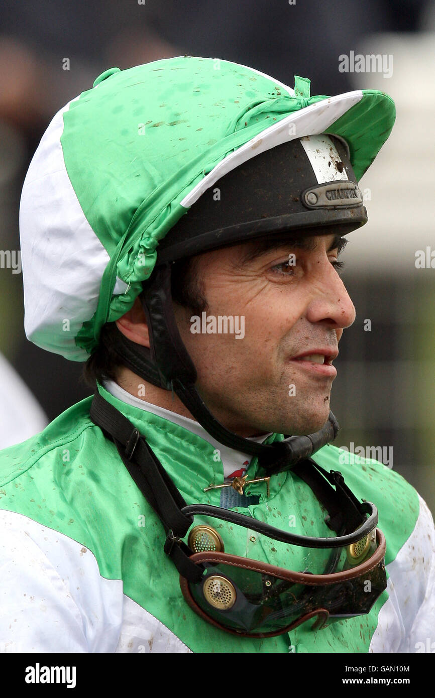 Jockey alan munro hi-res stock photography and images - Alamy