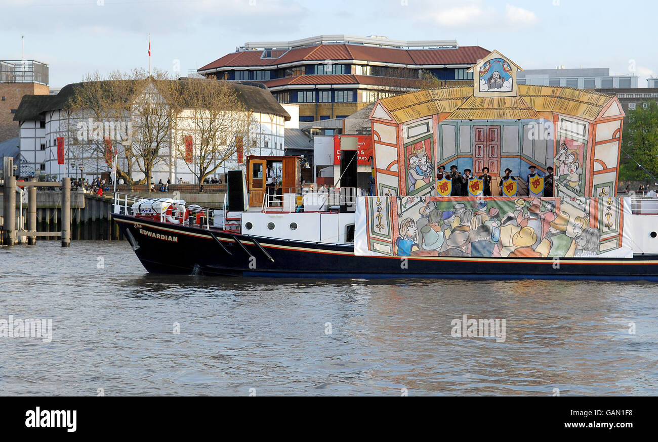 Musicians on a floating theatre on the River Thames in front of the ...